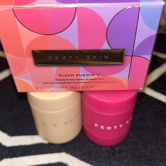 Fenty Beauty | Makeup | New In The Box Fenty Skin Plush Puddin ...